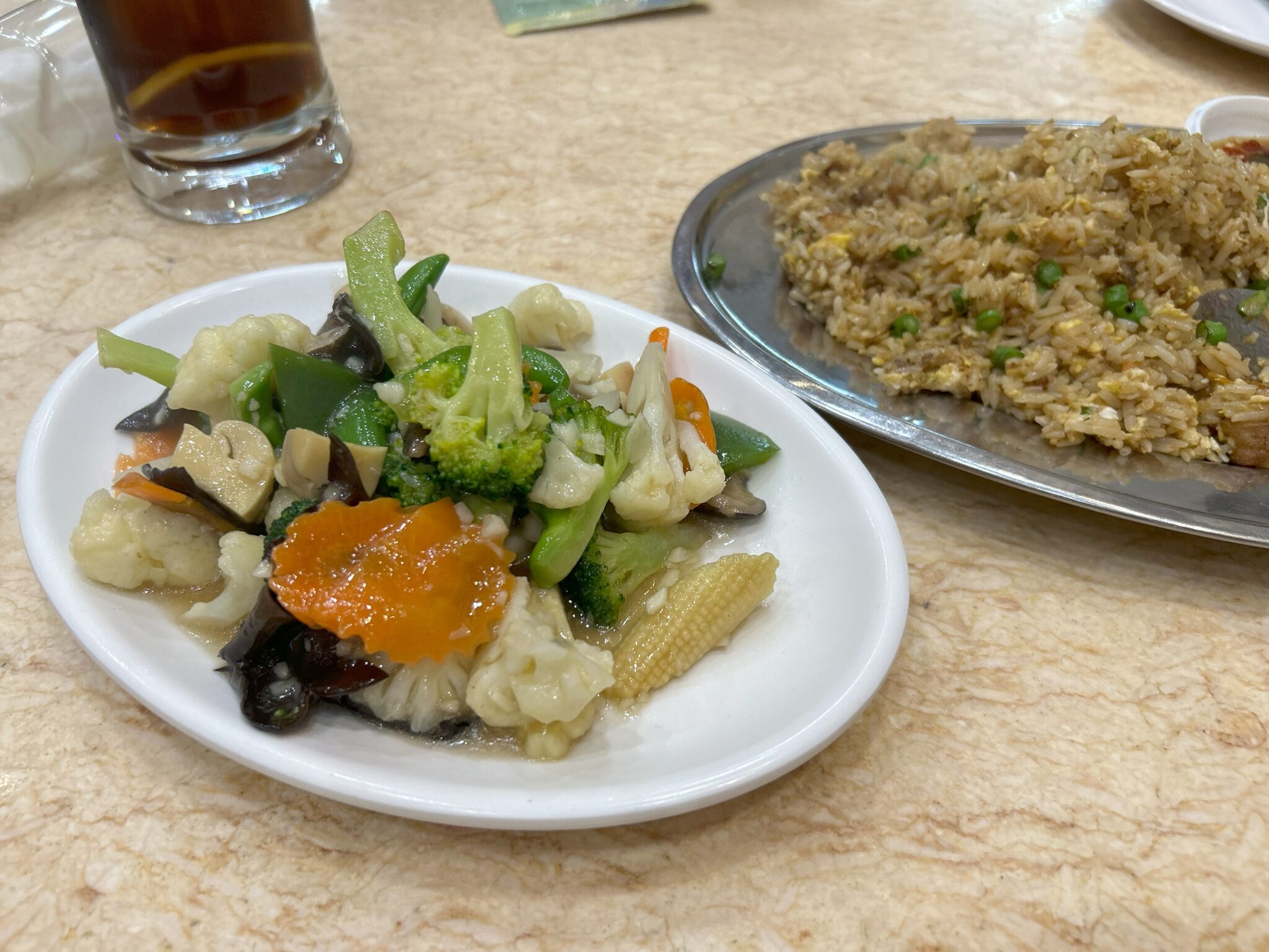 【美味しいお店 in KL】アロー通りの夜、Cu Cha Restaurant（粗茶食館）でマレー料理♪賑わいと優しい味に包まれるKLグルメ旅 ...